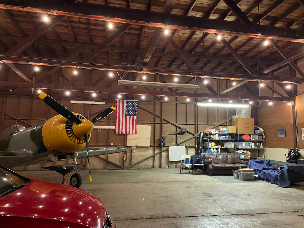 hangar 11 – workshop takes shape – Building N679PG