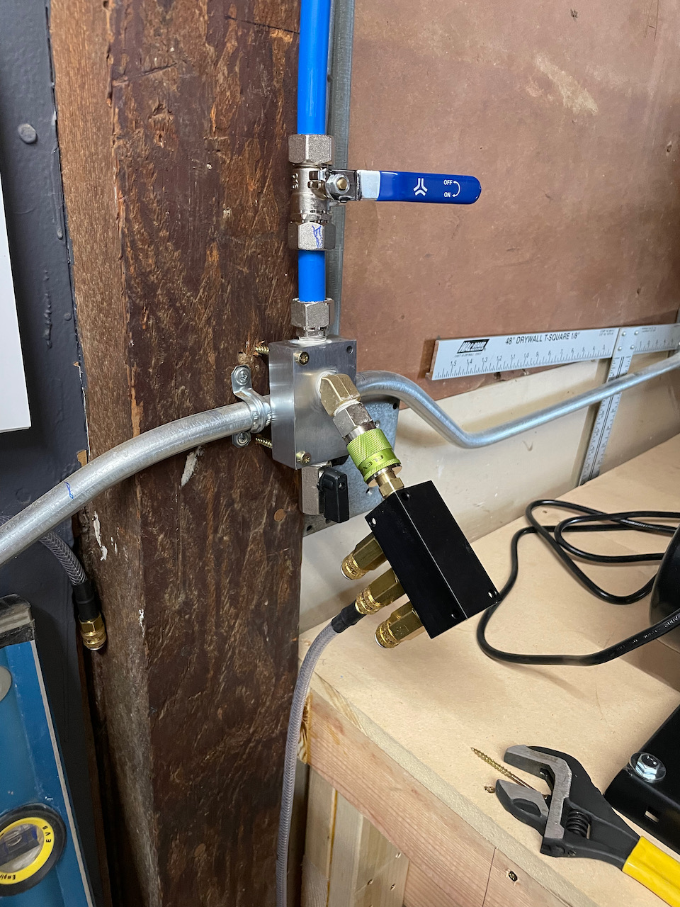 back plate install and hacky air – Building N679PG